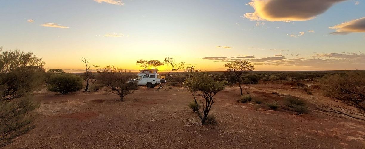 Landcruiser 6 seats | Hire a 4WD Camper with shower and toilet in Perth ...
